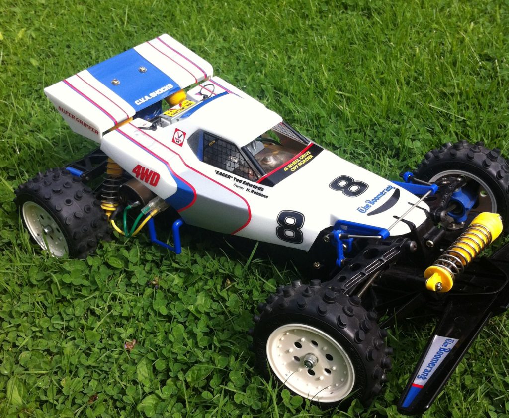 Kyosho Triumph body wing and side plates Lexan reproduction - Penguin ...